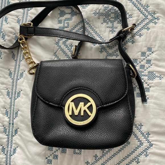 Michael Kors | Bags | Small Michael Kors Crossbody Purse | Poshmark